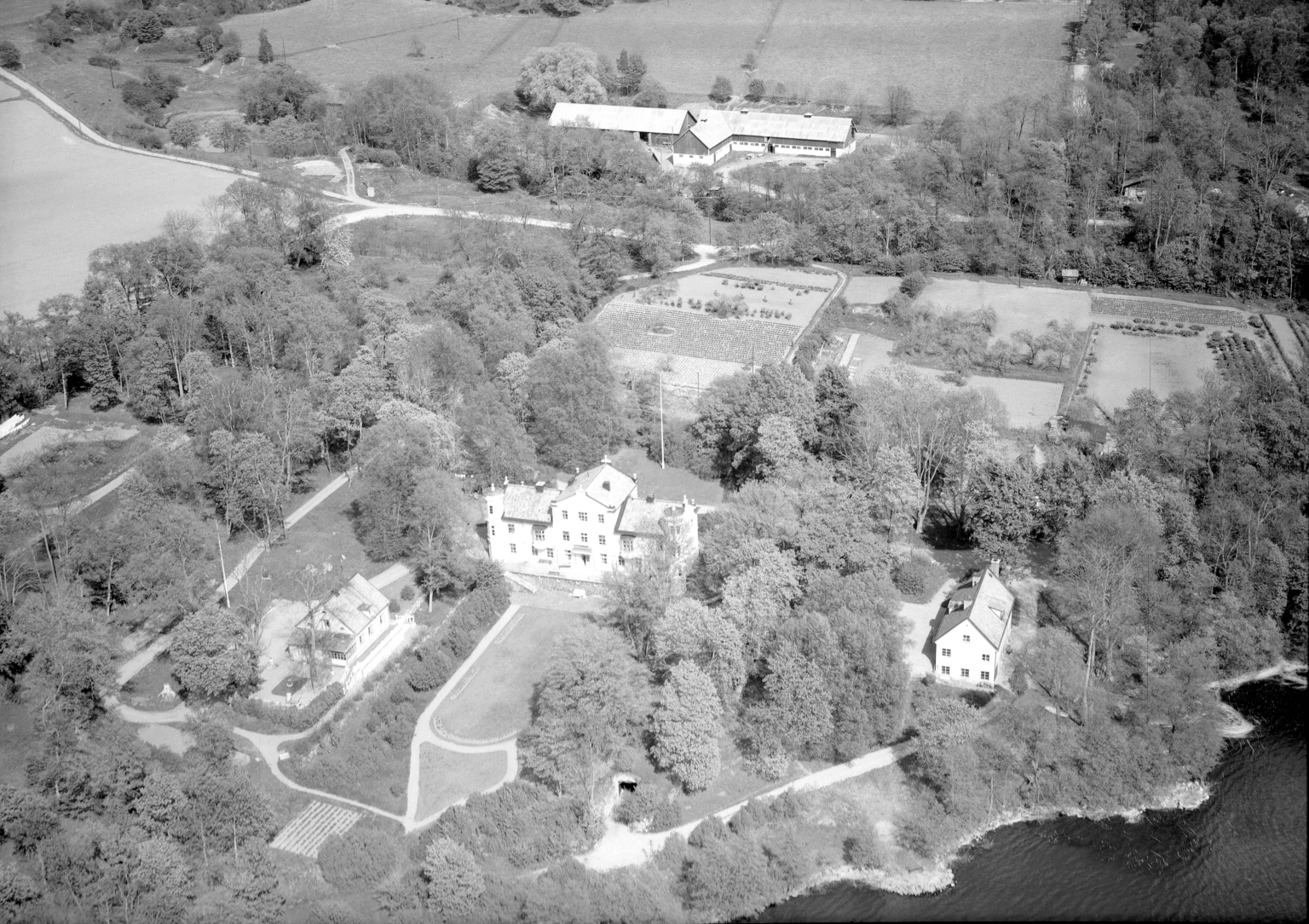 Vårby före tunnelbanan - Länskällan